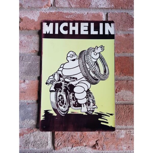 Michelin Man - Green - Metal - Small - HS251 - Kilkenny Architectural ...